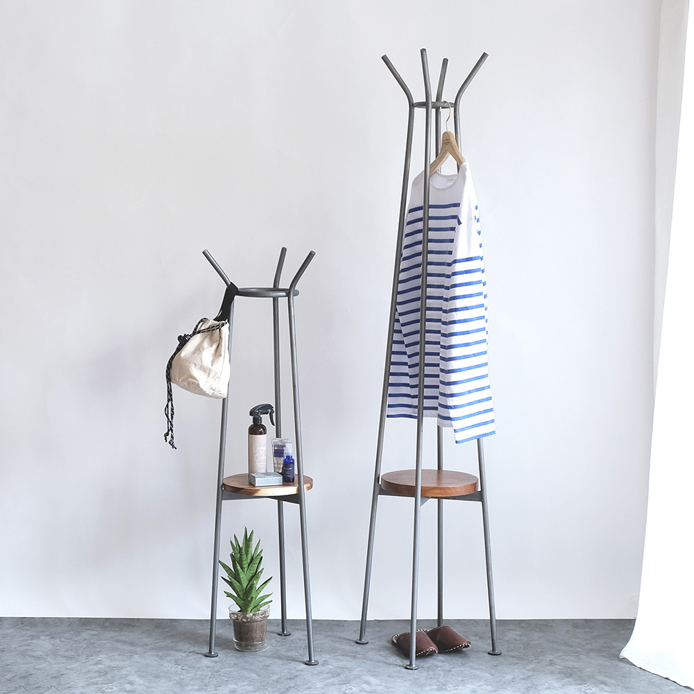 SSH：スペースを利用できるアイアンウッドのコートハンガー 株式会社 NKT 問屋・仕入れ・卸・卸売の専門【仕入れならNETSEA】