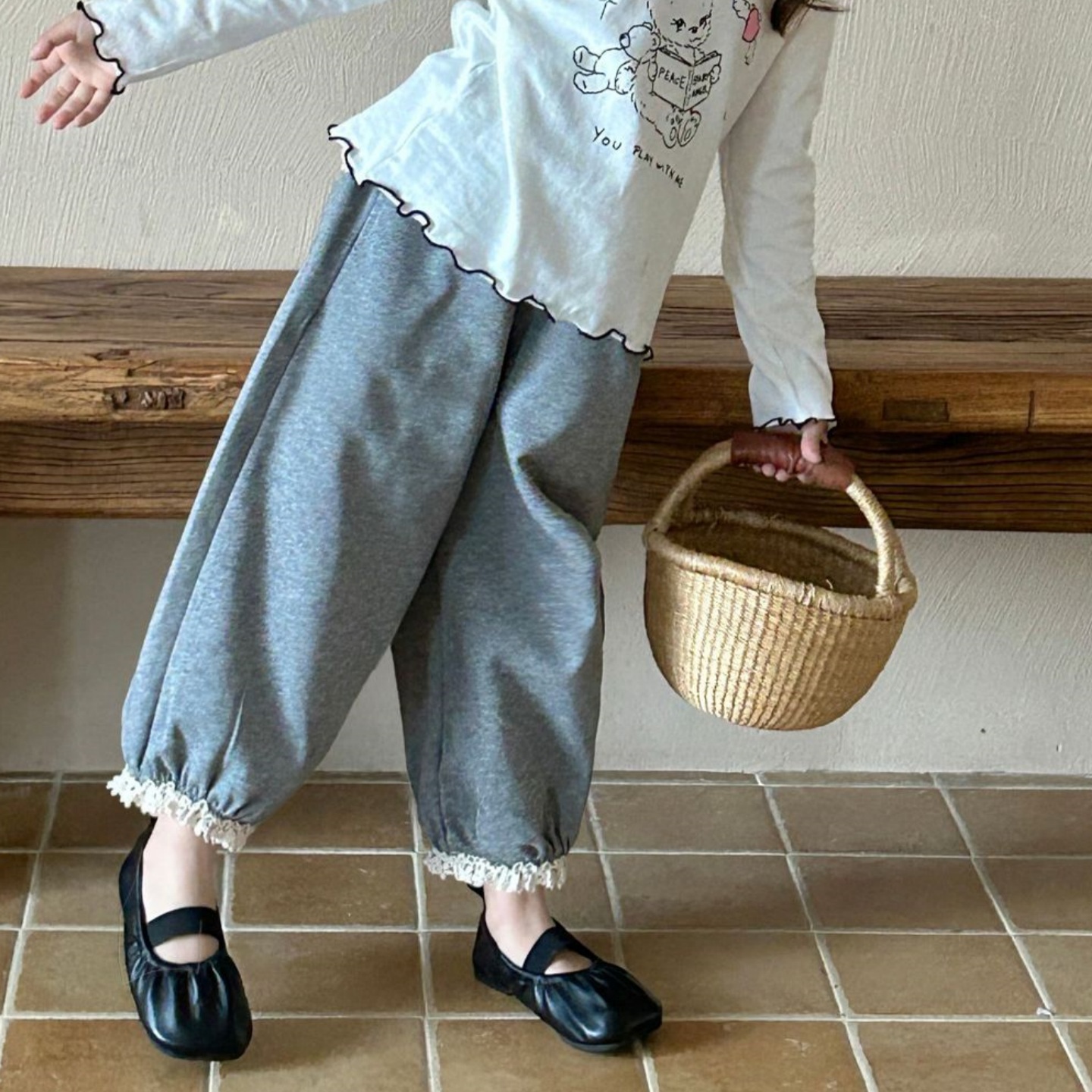 ★Girls★ 子供服 90~140cm レース付きロングパンツ 春夏 韓国キッズファッション 株式会社 C2Jジャパン 問屋・仕入れ・卸・卸売の専門【仕入れならNETSEA】