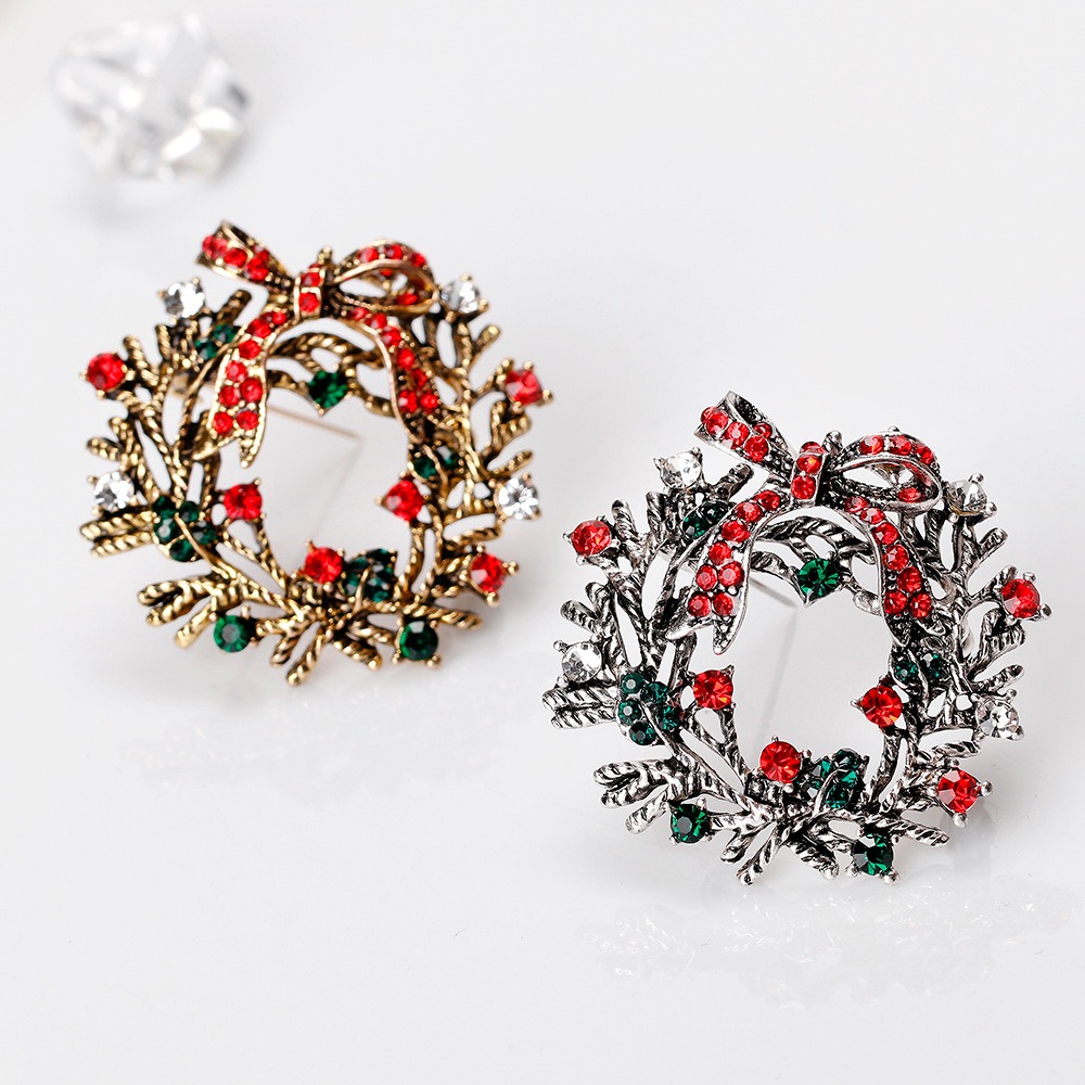2色、クリスマスの花輪、ブローチ 、コサージュ、服のアクセサリー、クリスマス雑貨、秋冬新作 MUGI 優品 | 卸売・ 問屋・仕入れの専門サイト【NETSEA】