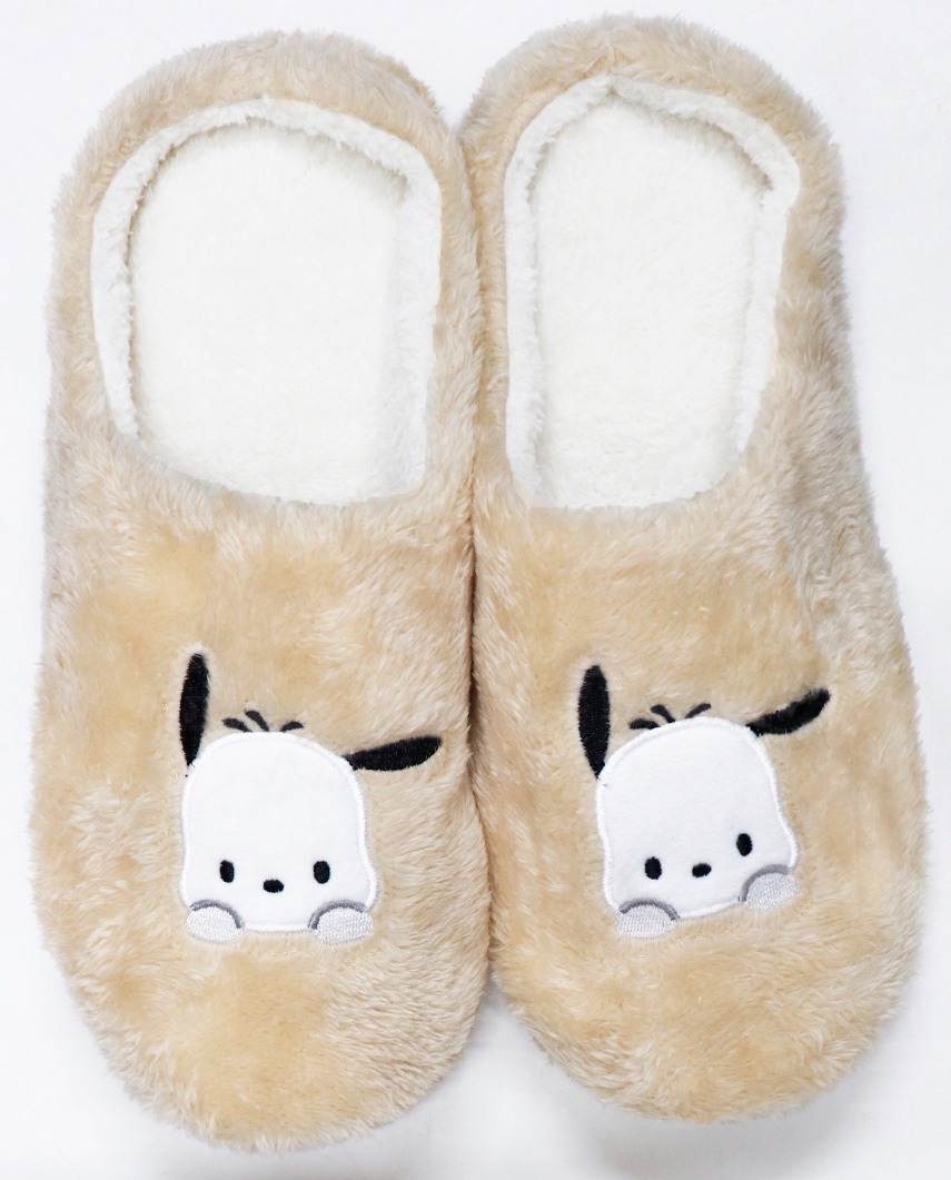 【10月頃】サンリオ 刺繍ソックス ハローキティ ビビッド サイズ：大人用(22～24cm) CES010 | 卸売・ 問屋・仕入れの専門サイト【NETSEA】